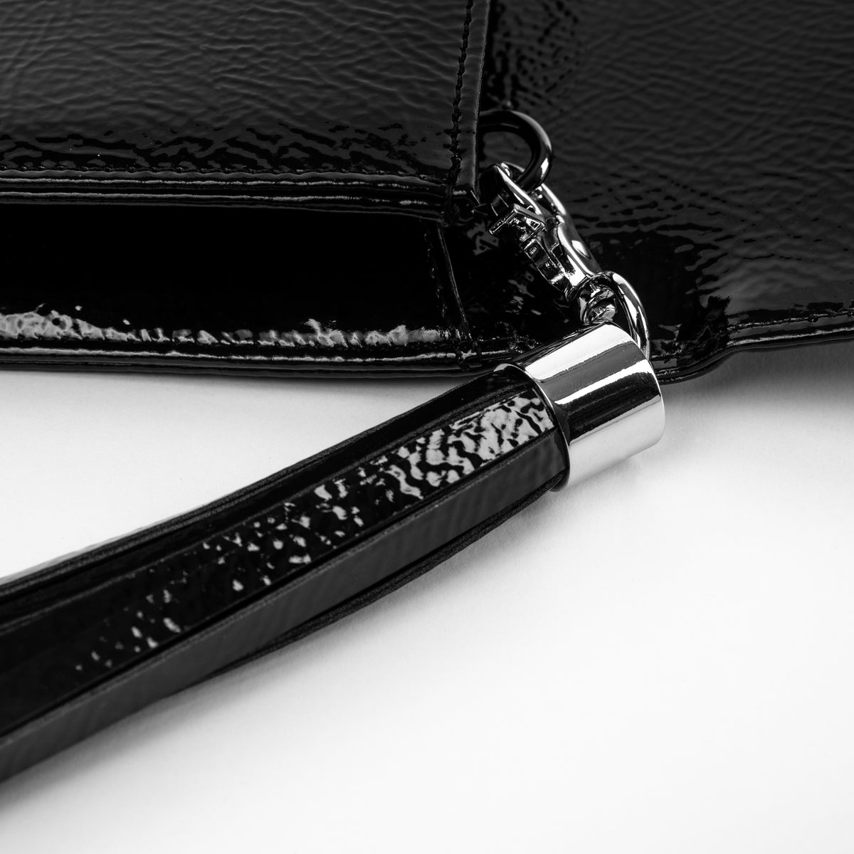 Milly Envelope Handbag (Crinkled Black Patent Leather) – Gus & Violet